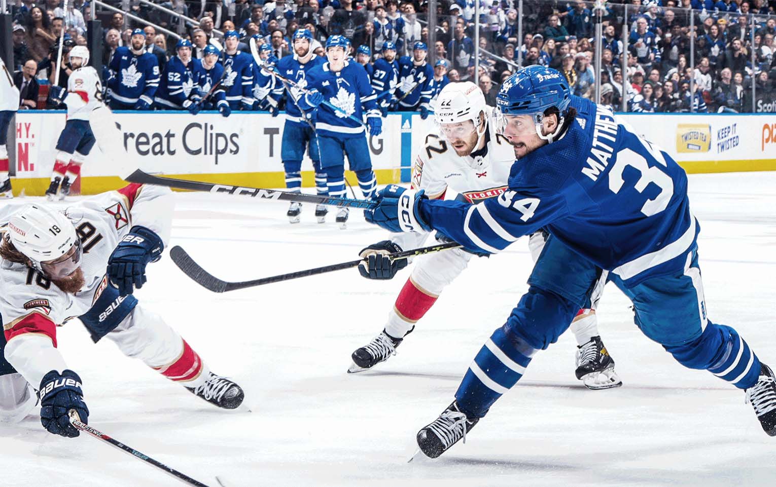 Ready for game time? NHL Centre Ice is available now! | Northwestel